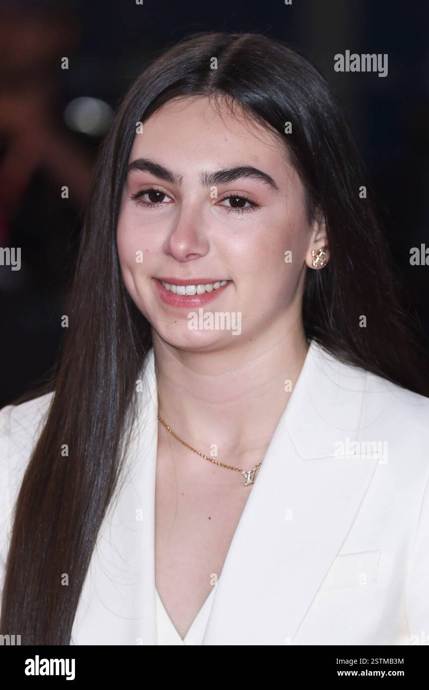 Ella Lloyd bei der Formel 1 Saison 2025 Eröffnungsfeier F1 75 Live in ...