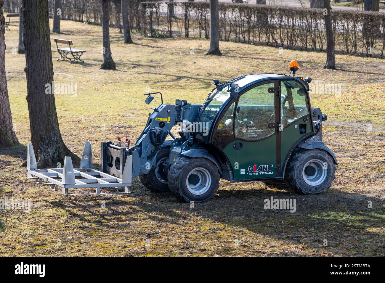 Giant 4548 Tendo telehandler vehicle for gardening work in a public ...