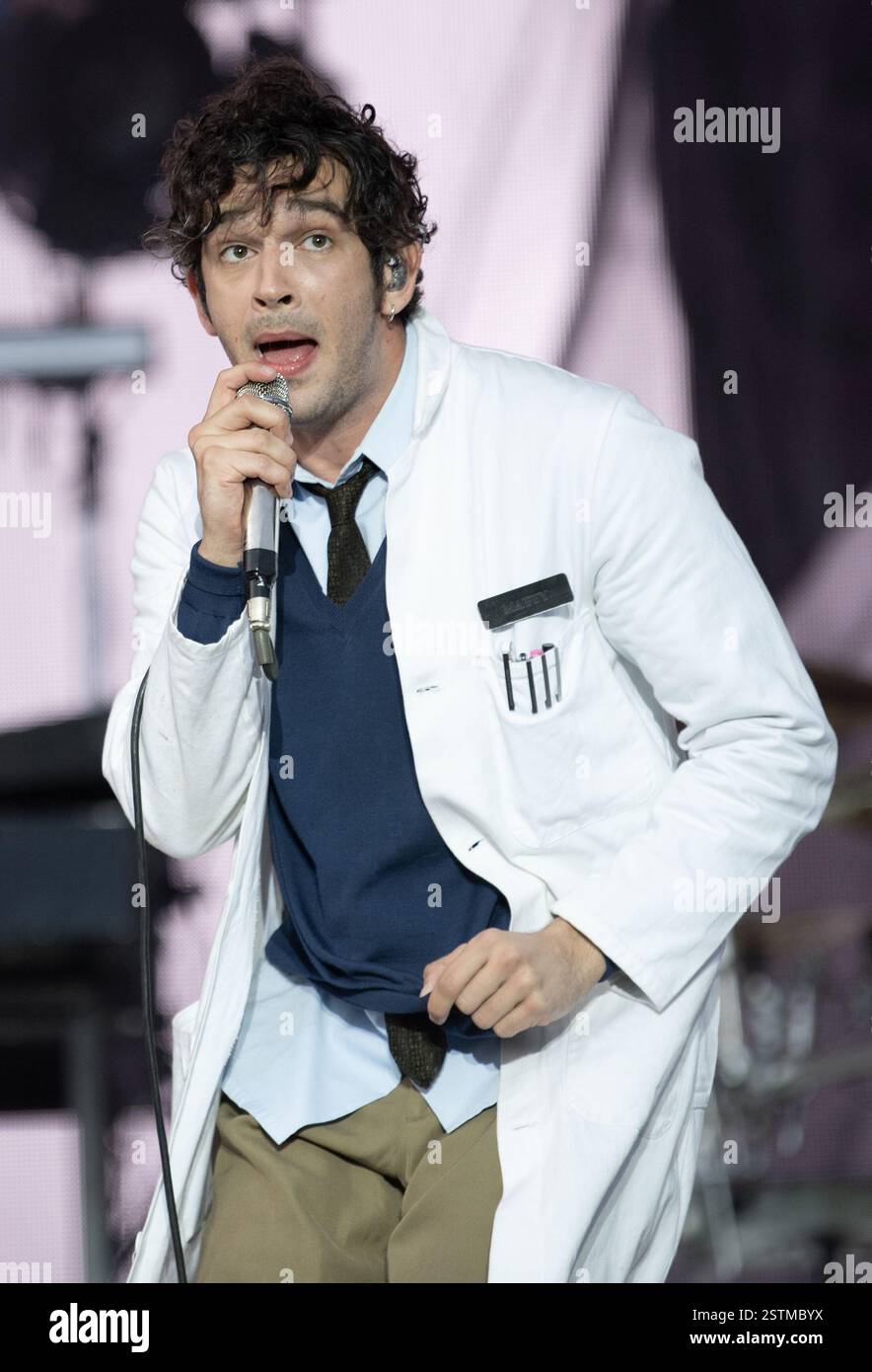 Matty healy hi-res stock photography and images - Alamy