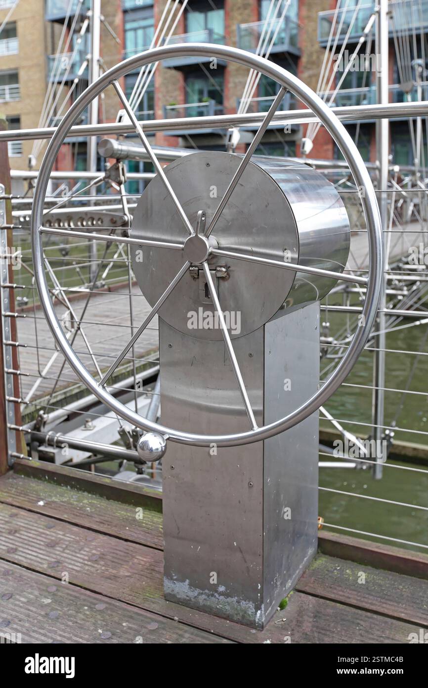Movable Bridge Wheel Stock Photo - Alamy