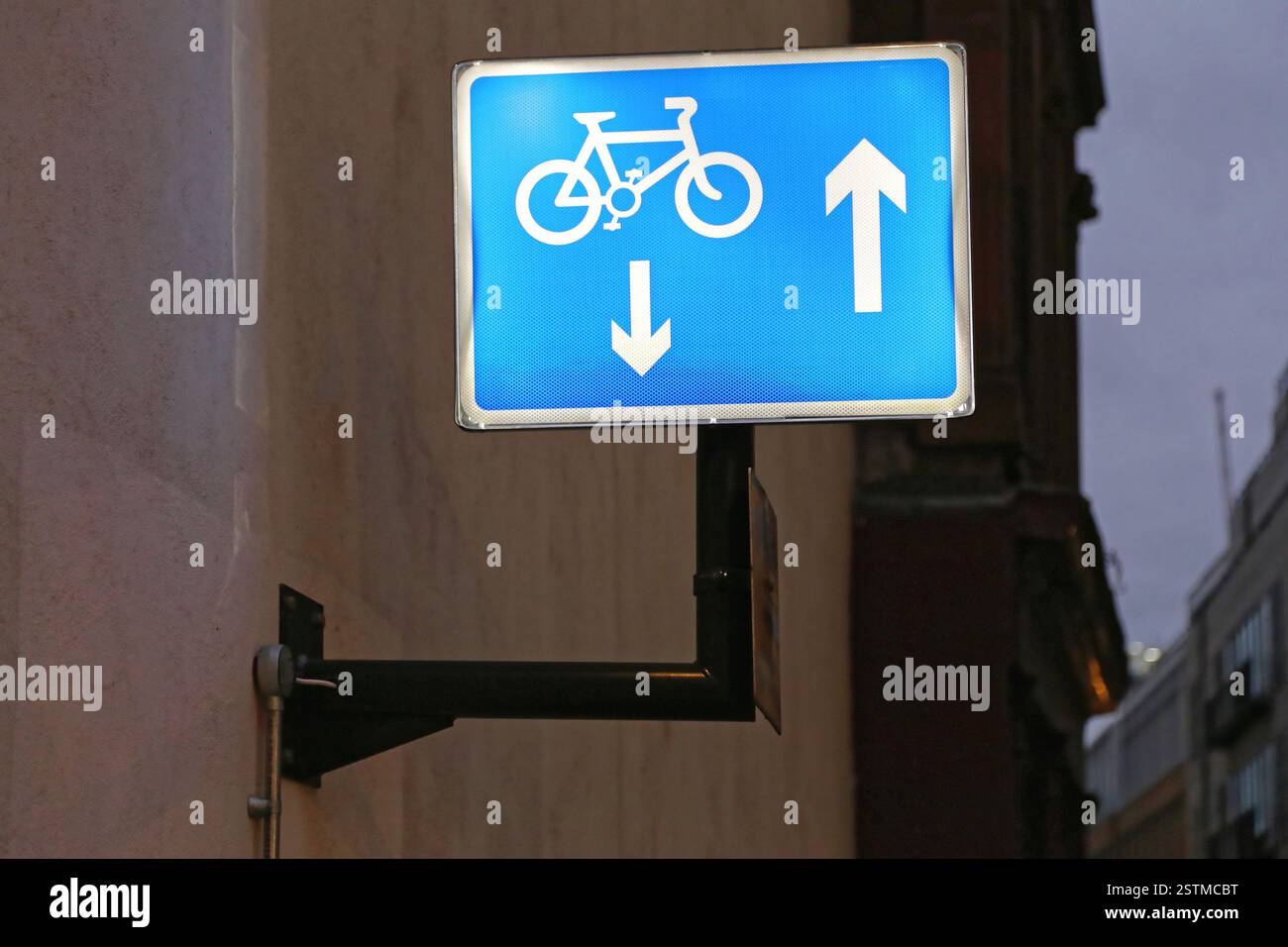 Bike Lane Sign Stock Photo - Alamy