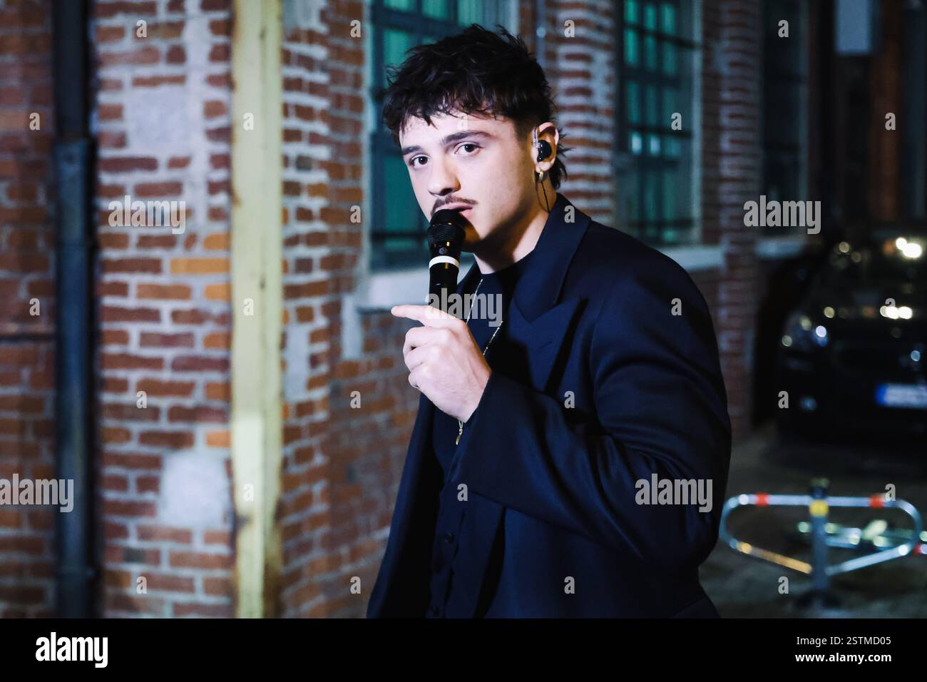 Milan, Italy. 18th Feb, 2025. Milan, The arrivals of the guests of the ...