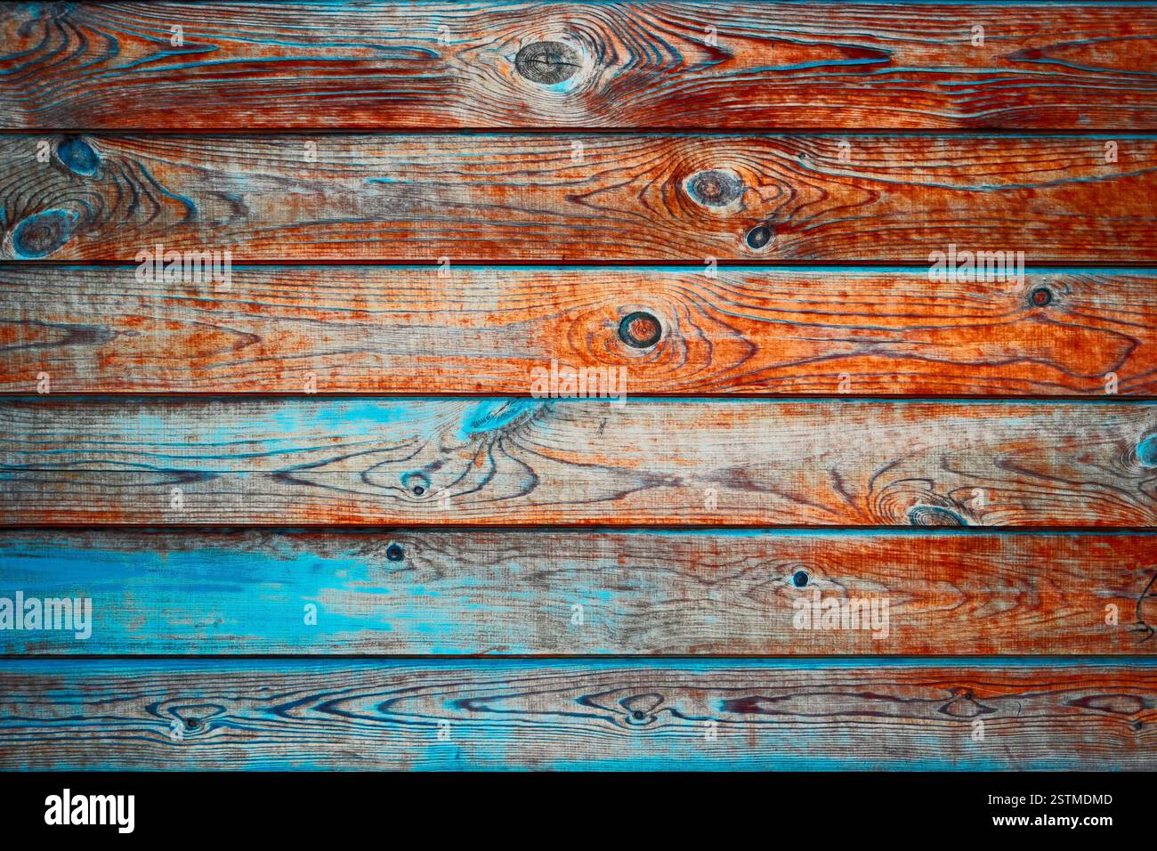Cargo planks hi-res stock photography and images - Alamy