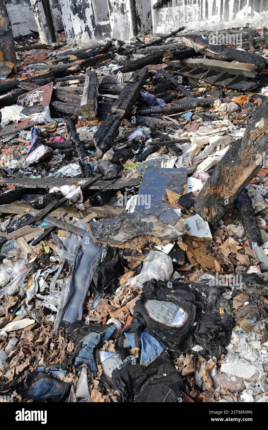 Garment Factory Fire Stock Photo - Alamy