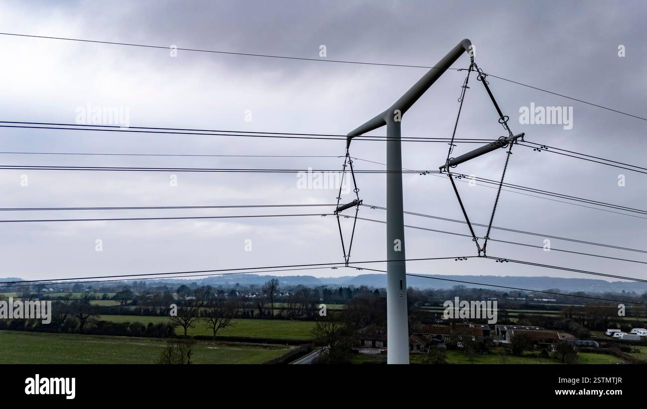 The new 'T' style electricity pylon capable of carrying high-voltage ...