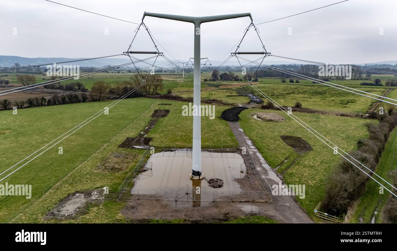 The new 'T' style electricity pylon capable of carrying high-voltage ...