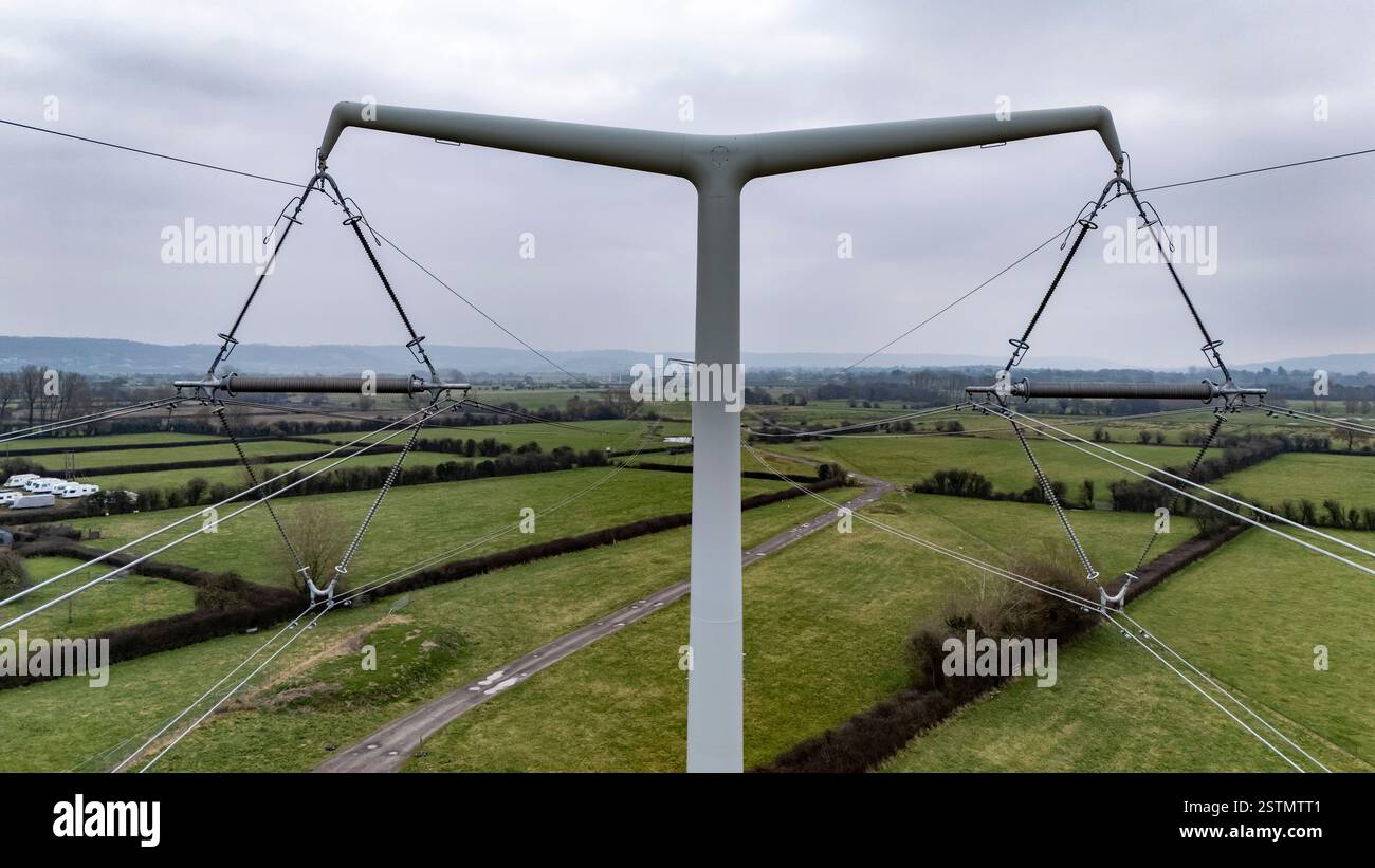 The new 'T' style electricity pylon capable of carrying high-voltage ...