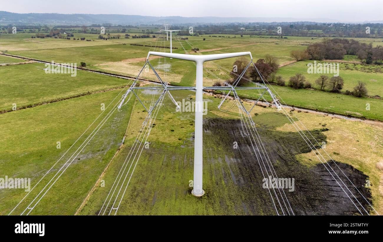 The new 'T' style electricity pylon capable of carrying high-voltage ...