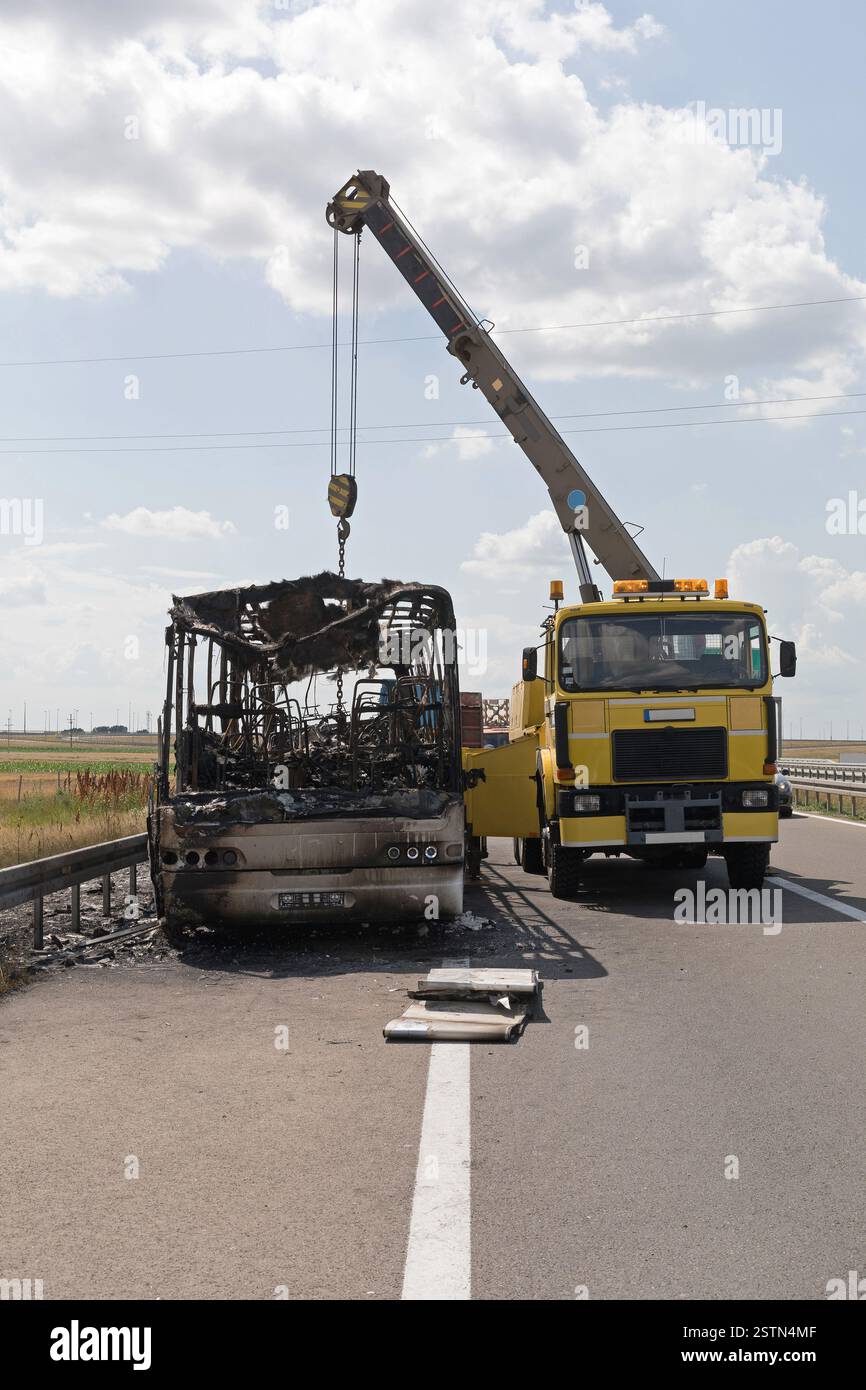 Crane Recovery Bus Stock Photo - Alamy