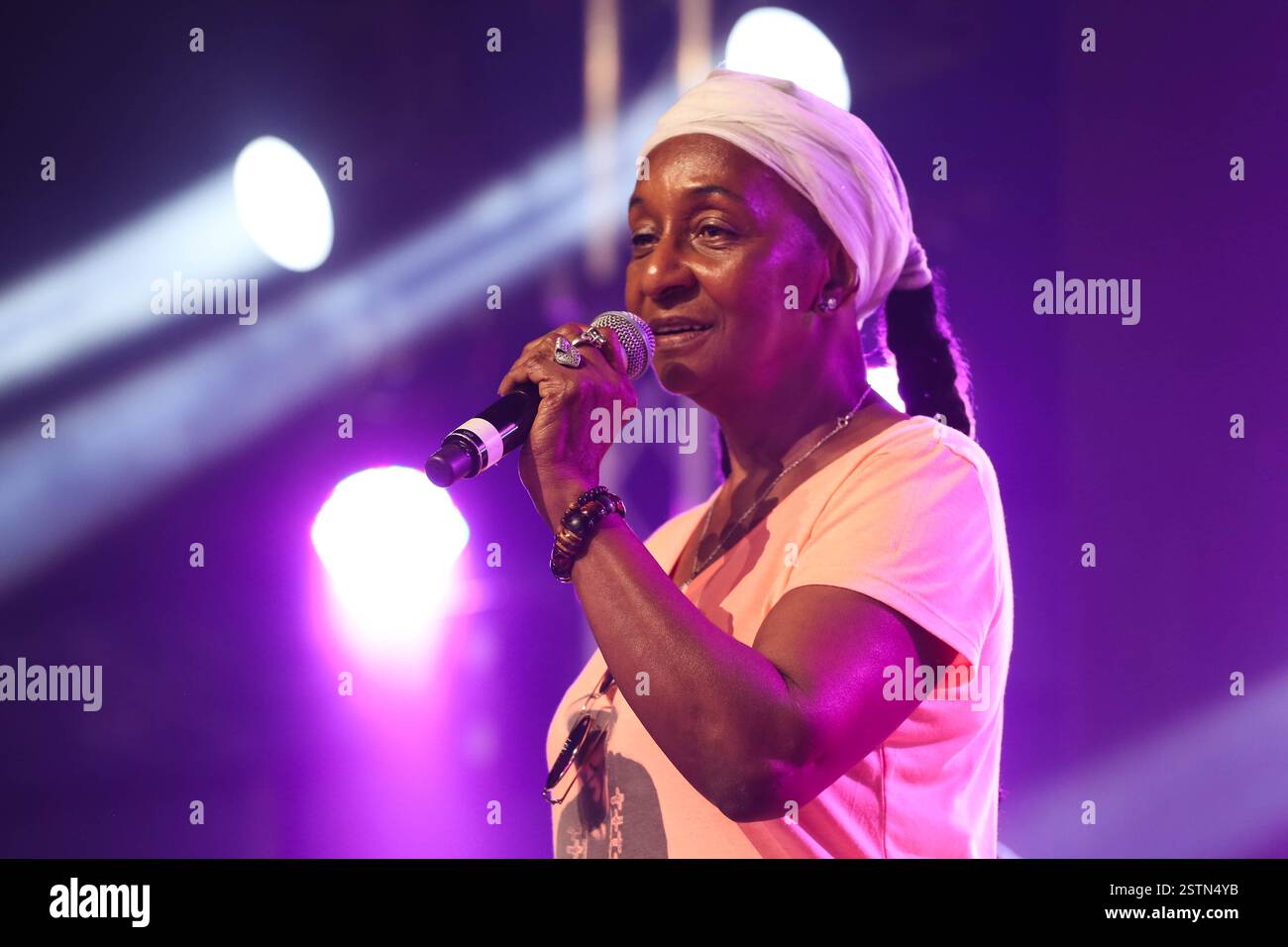 Dawn Penn performing at House of Common, Clapham Common, London Stock ...