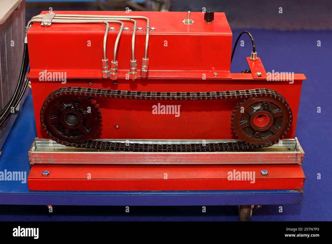 Chain Drive Lubrication Stock Photo - Alamy