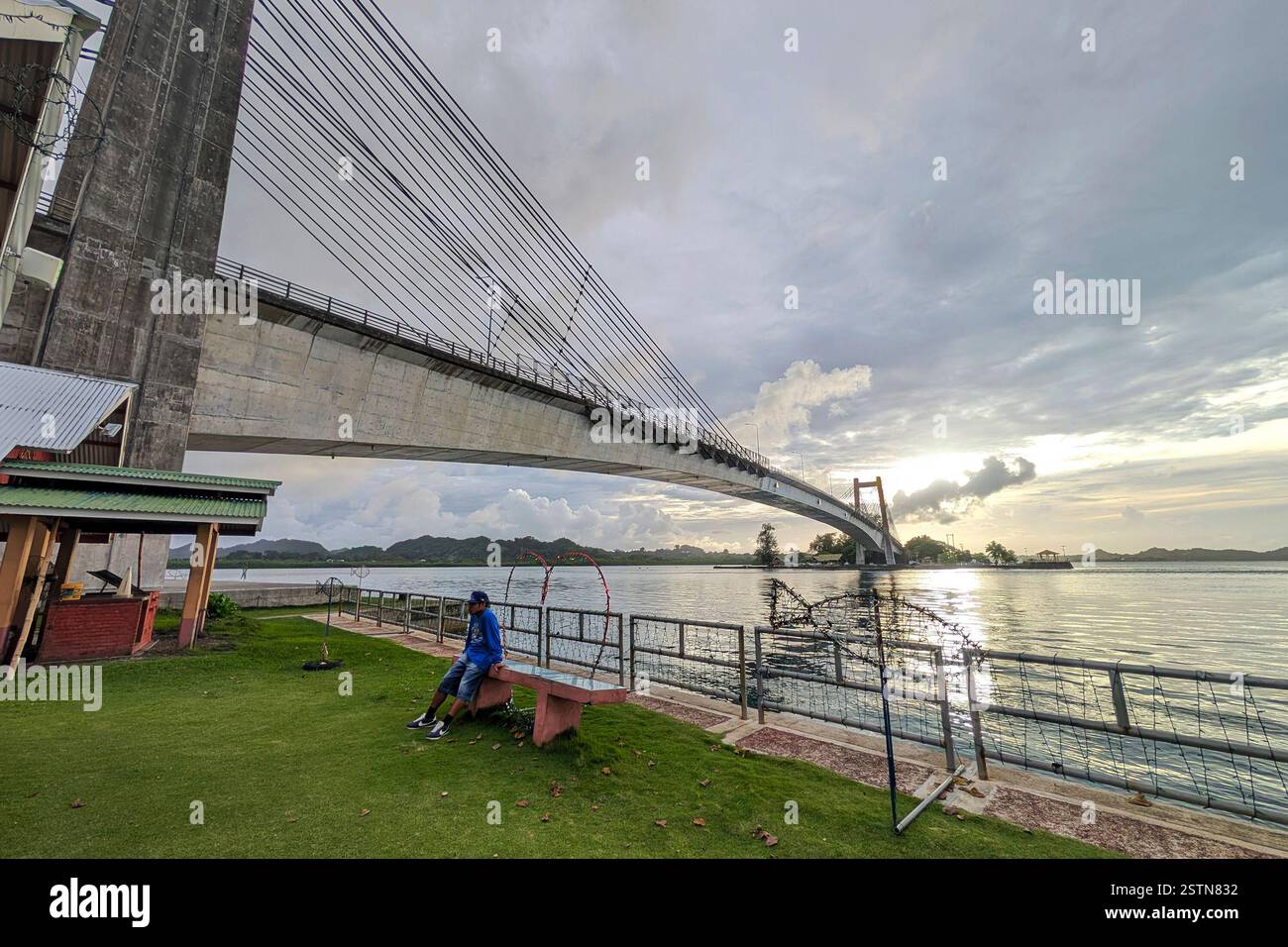 The Japan-Palau Friendship Bridge linking Koror Island, Palau's ...