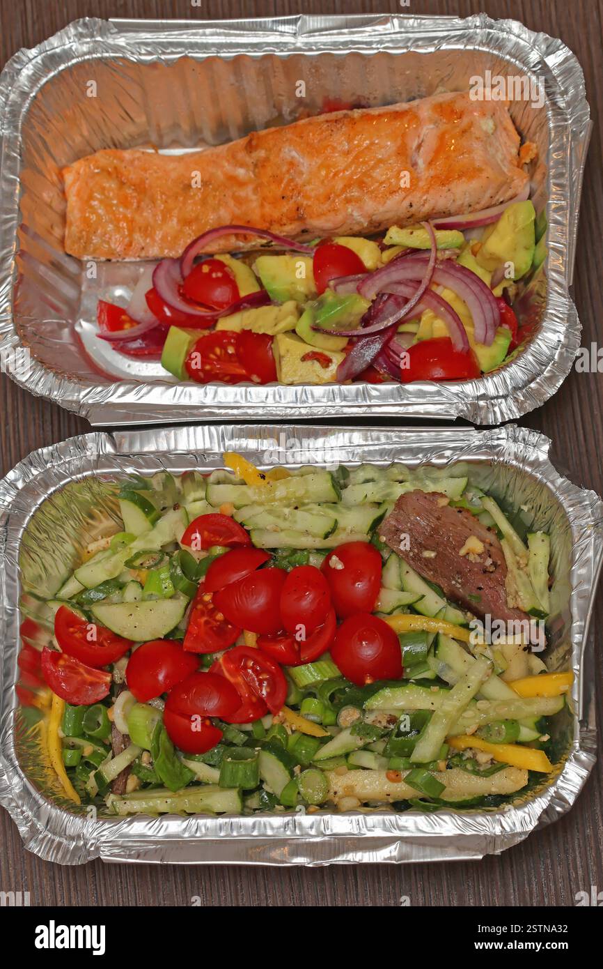 Salmon Fillet With Avocado and Salad in Takeaway Box Stock Photo - Alamy