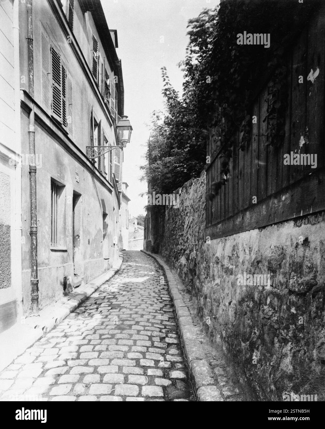 A photograph by Eugène Atget from 1952, part of his collection ...