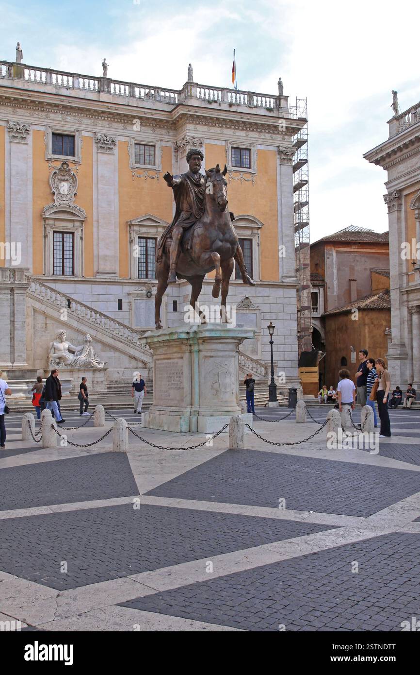 Equestrian sculpture of marcus aurelius hi-res stock photography and ...