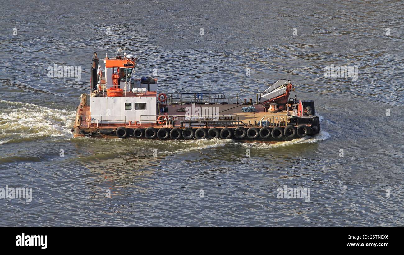 Construction barge hi-res stock photography and images - Alamy