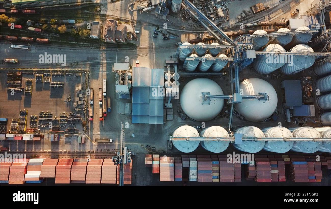 Aerial view birds eye cargo hi-res stock photography and images - Alamy