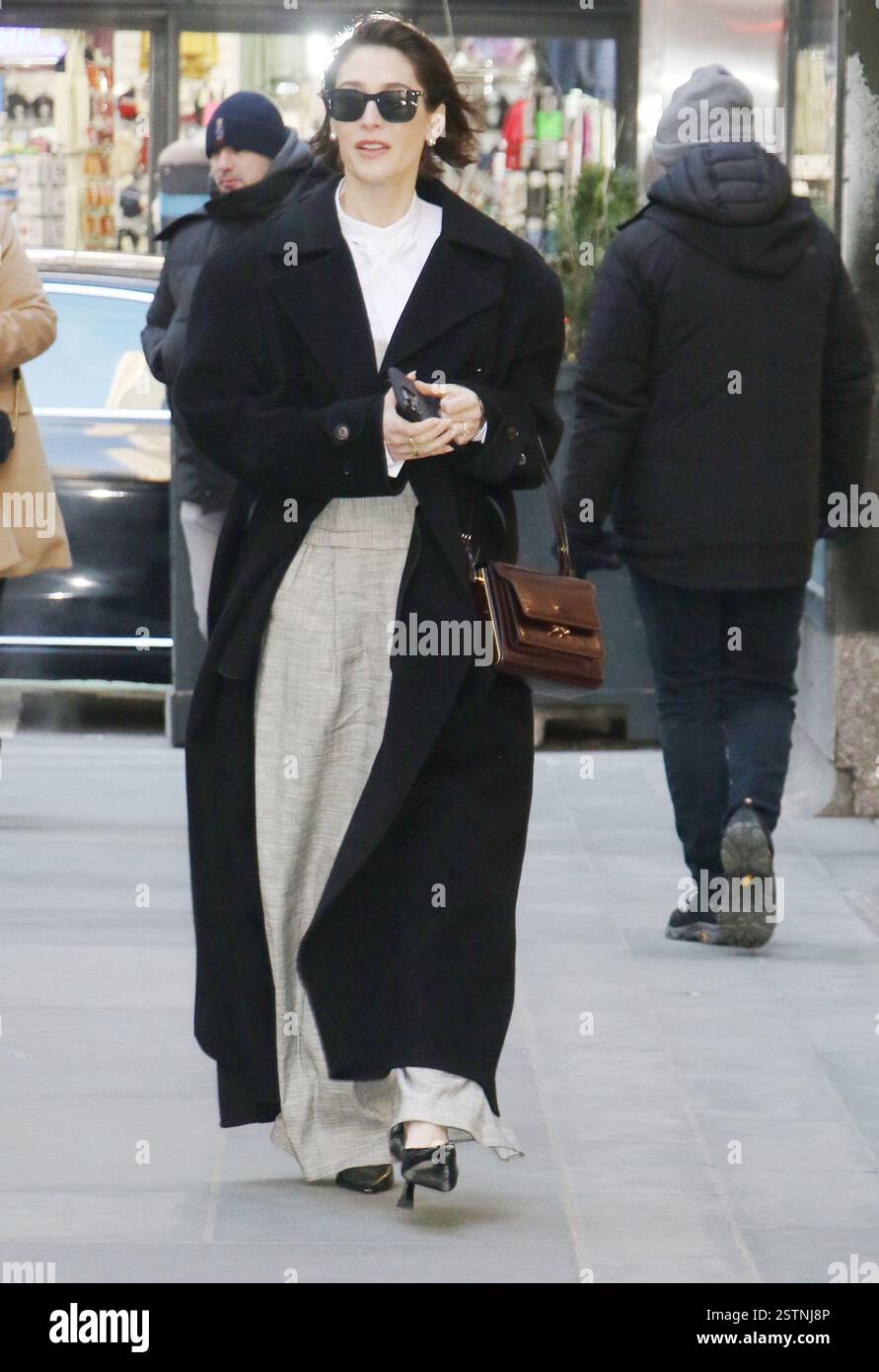 New York, NY, USA. 18th Feb, 2025. Lizzy Caplan seen in New York City ...