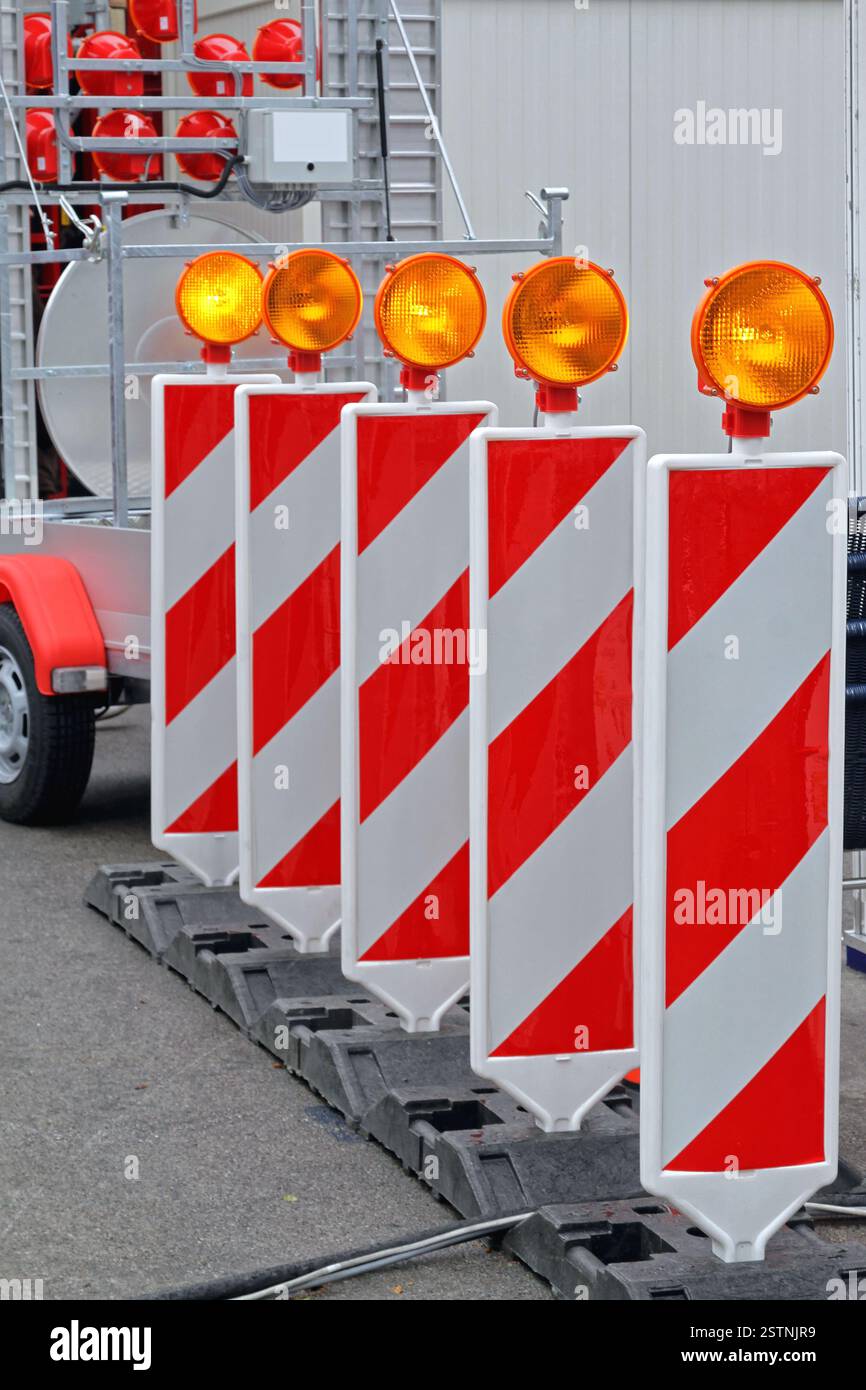 Road Barrier Lights Stock Photo - Alamy