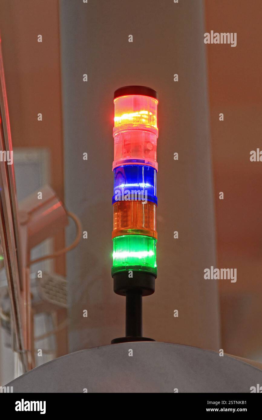 Production signal hi-res stock photography and images - Alamy