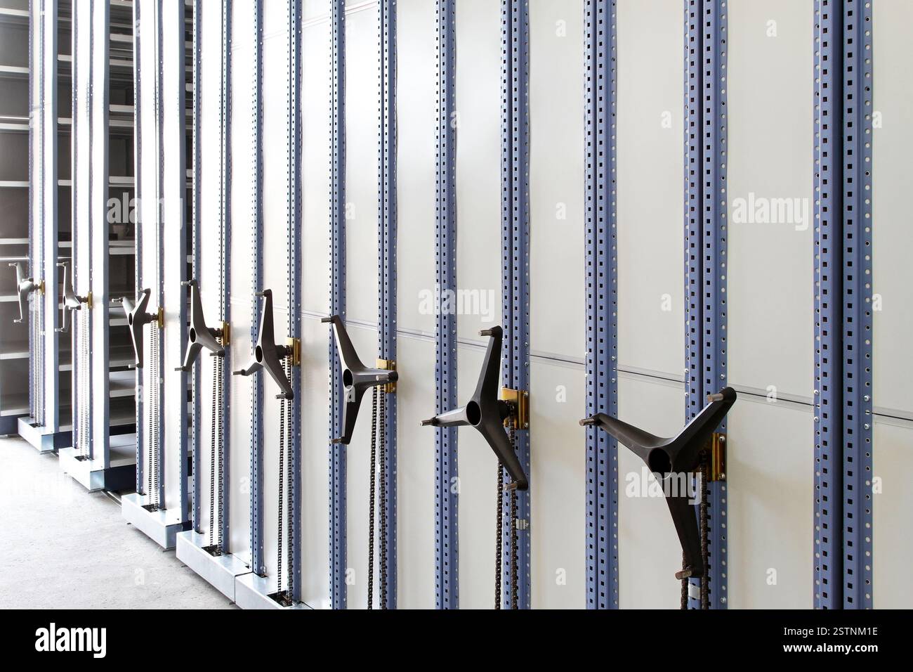 Mobile aisle shelving roller racking system archive storage hi-res stock photography and images ...