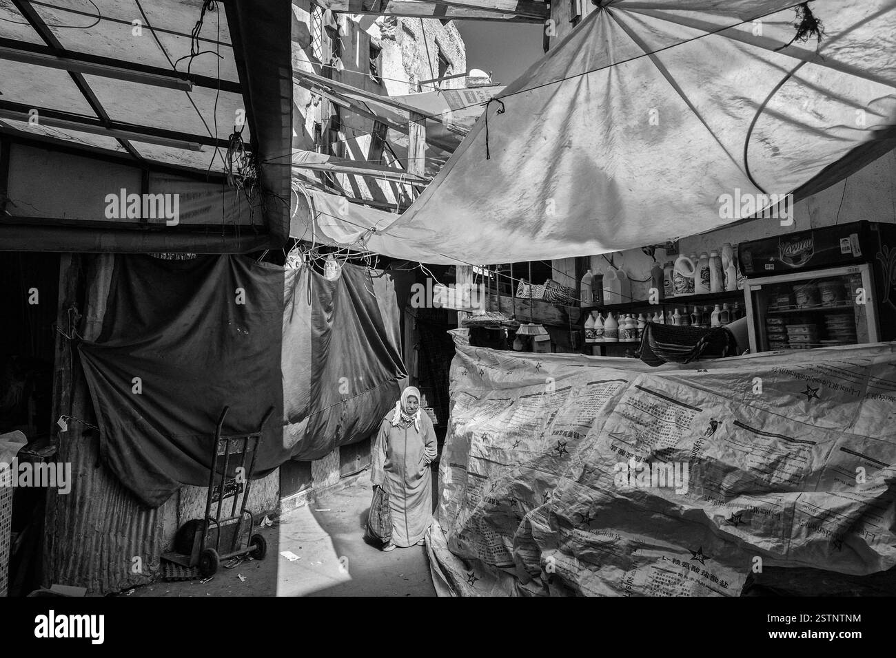 Arab daily life Black and White Stock Photos & Images - Alamy