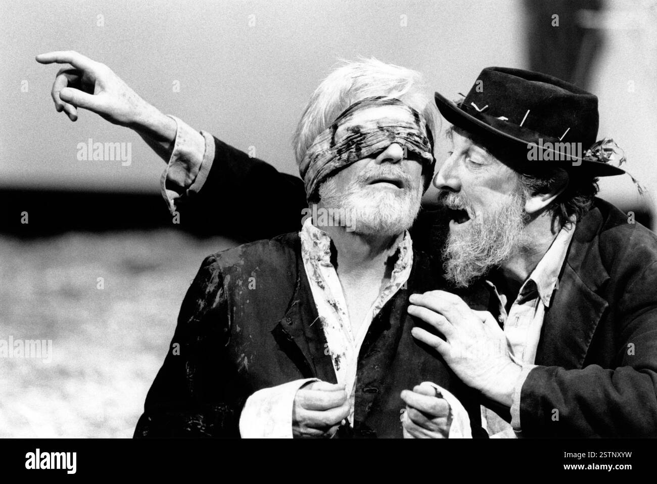l-r: Norman Rodway (Earl of Gloucester), John Wood (Lear) in KING LEAR ...