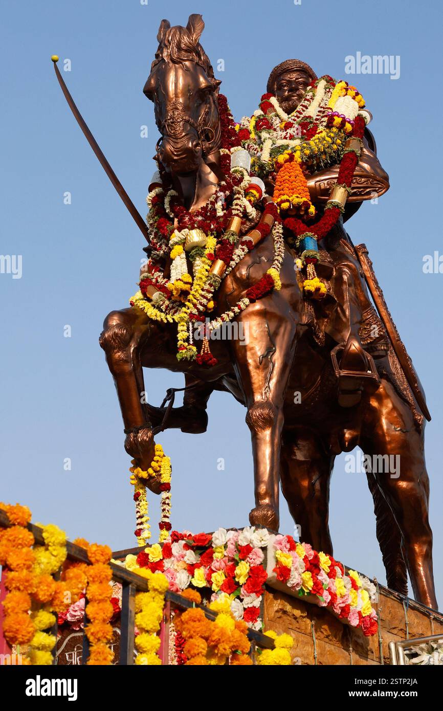 Statue of Shivaji Maharaj is adorned with garlands in celebration of ...