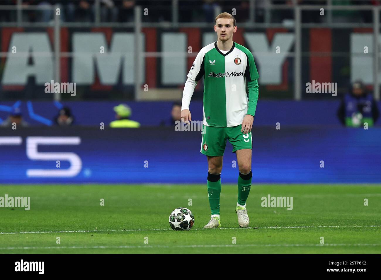 Milano, Italy. 18th Feb, 2025. Thomas Beelen of Feyenoord in action ...