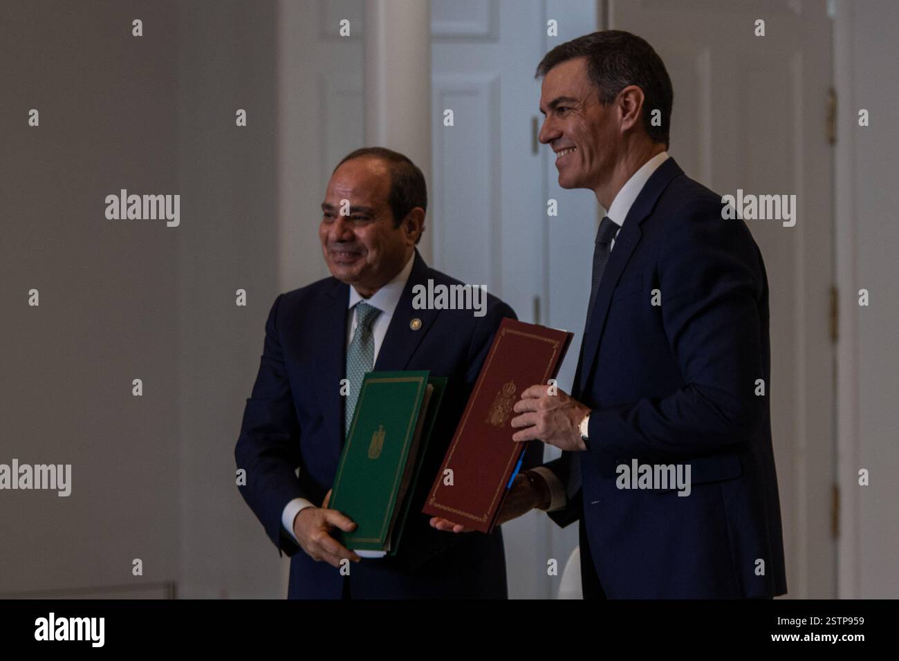 Madrid, Spain. 19th Feb, 2025. official meeting, Moncloa Palace, Madrid ...