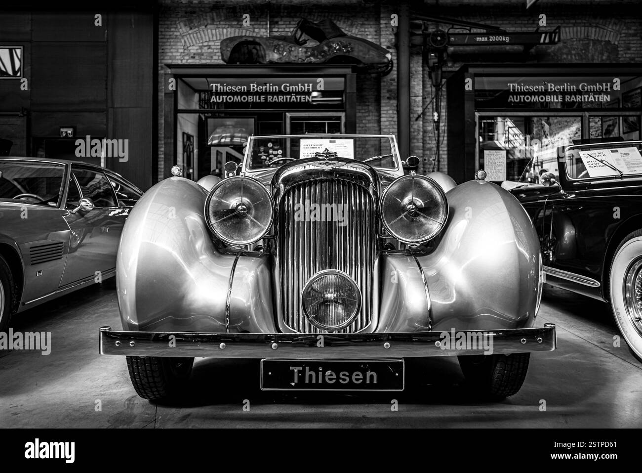 Drophead car hi-res stock photography and images - Alamy