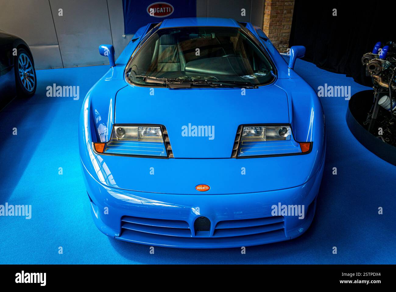 A sports car Bugatti EB 110 GT Stock Photo - Alamy