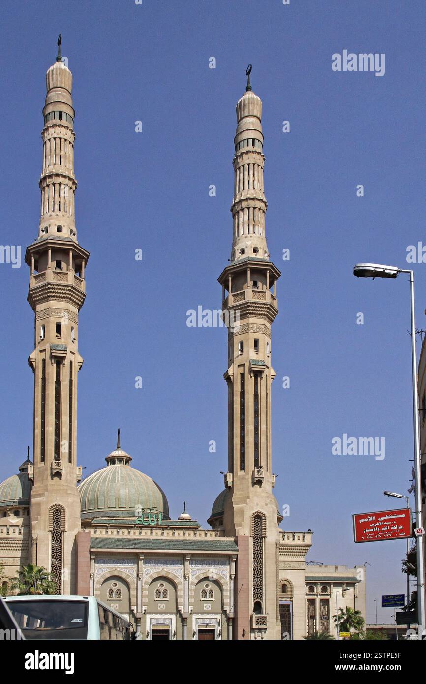 Al nour hi-res stock photography and images - Alamy