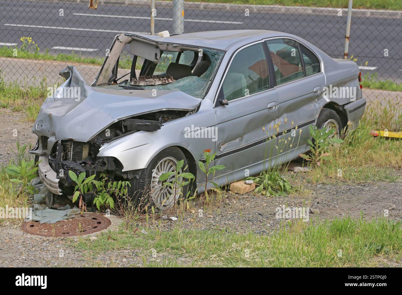 High speed head on car collision traffic accident hi-res stock ...
