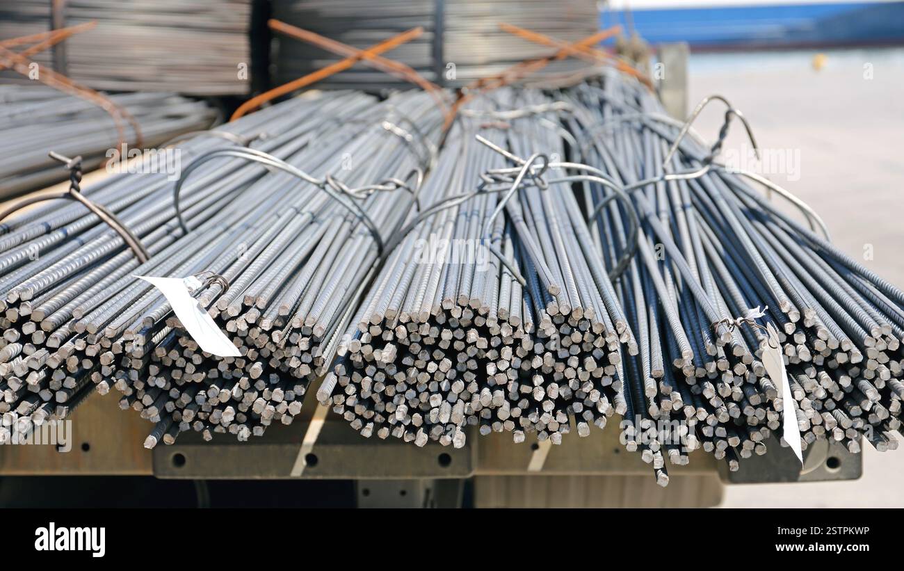 Rebar rods at flatbed truck trailer delivery hi-res stock photography ...