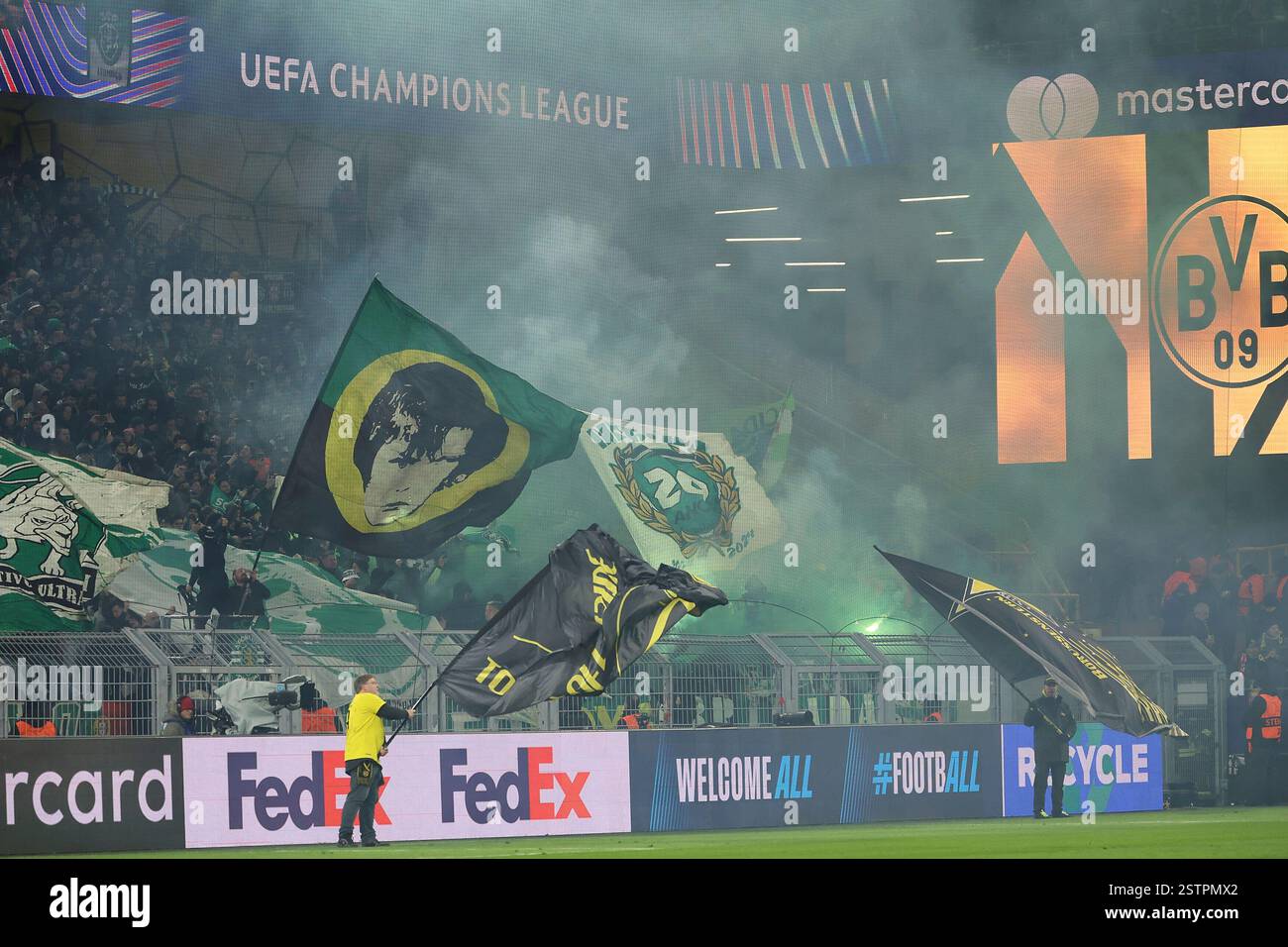 Dortmund, Deutschland. 19th Feb, 2025. Dortmund on February 19, 2025 Uefa Champions League ...