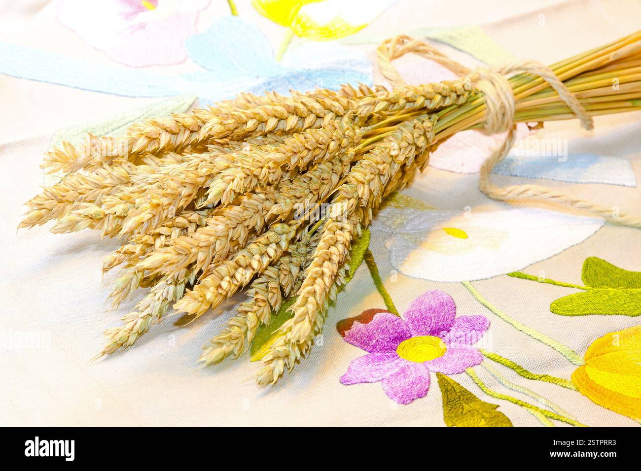 Wheat crop bundle hi-res stock photography and images - Alamy