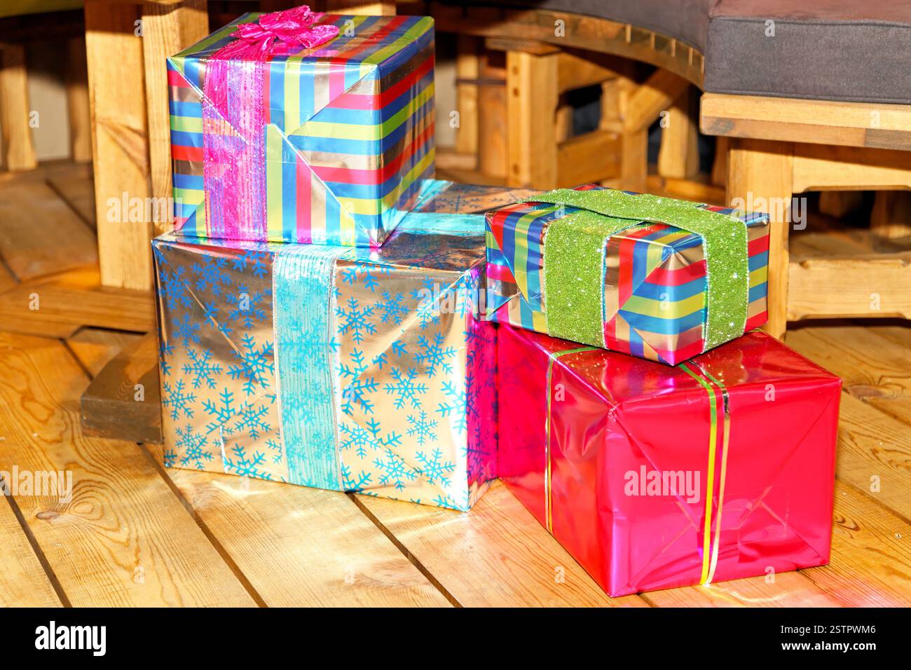 Bunch gifts hi-res stock photography and images - Alamy