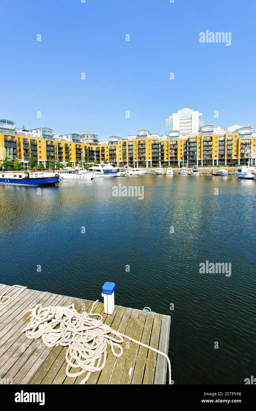 Luxury yachts docking marina hi-res stock photography and images - Alamy