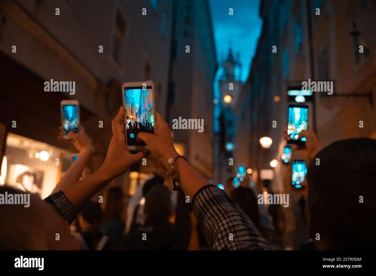 Performance together hi-res stock photography and images - Alamy