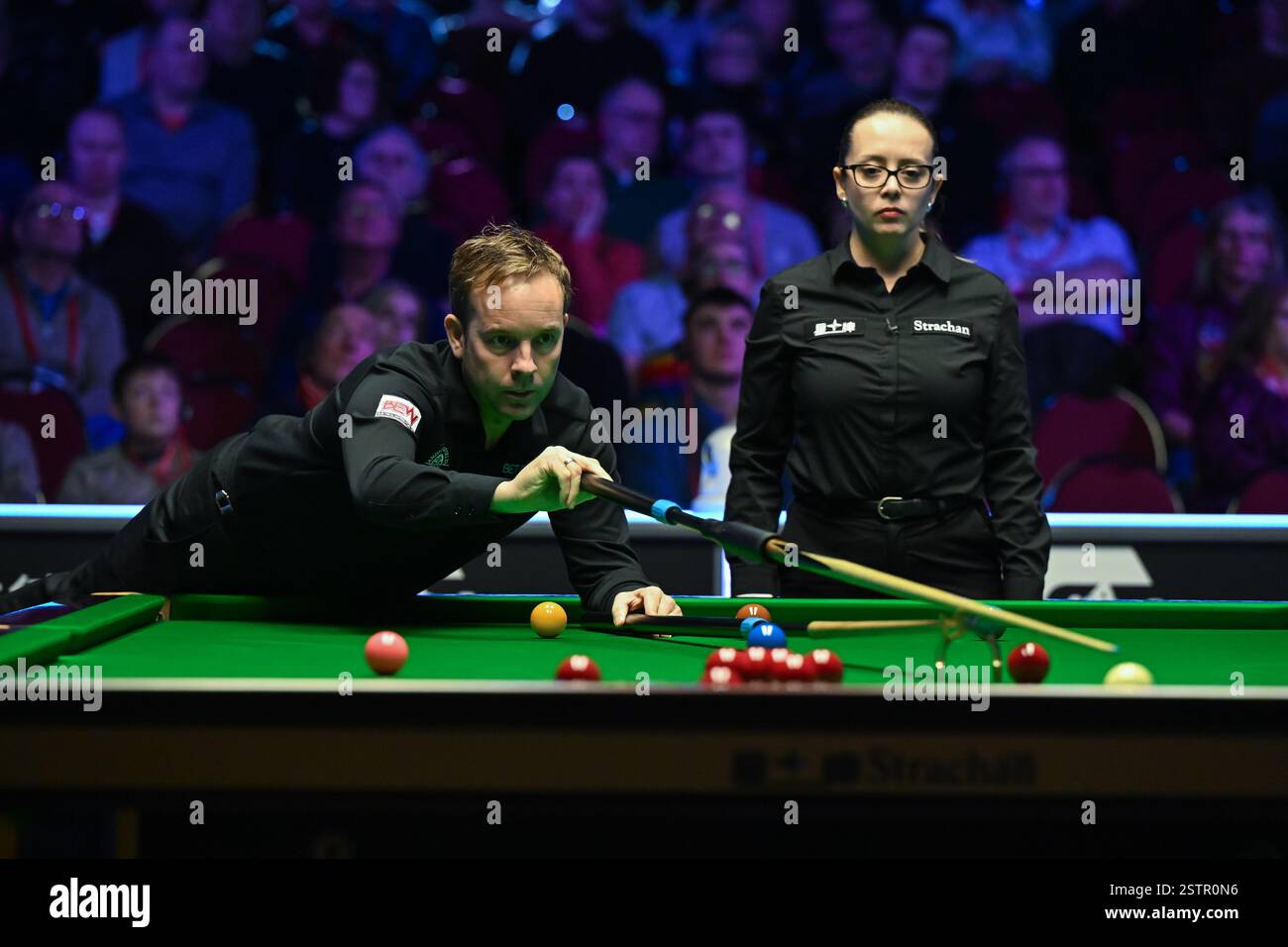 Snooker, Ali Carter takes a shot during his quarter finals match ...