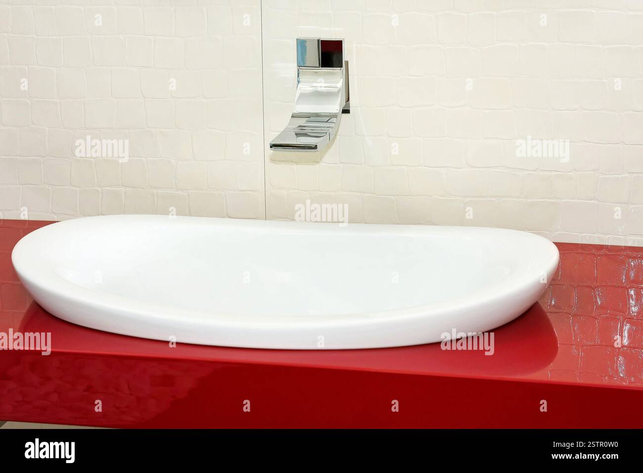Big oval wash basin with red furniture hi-res stock photography and ...