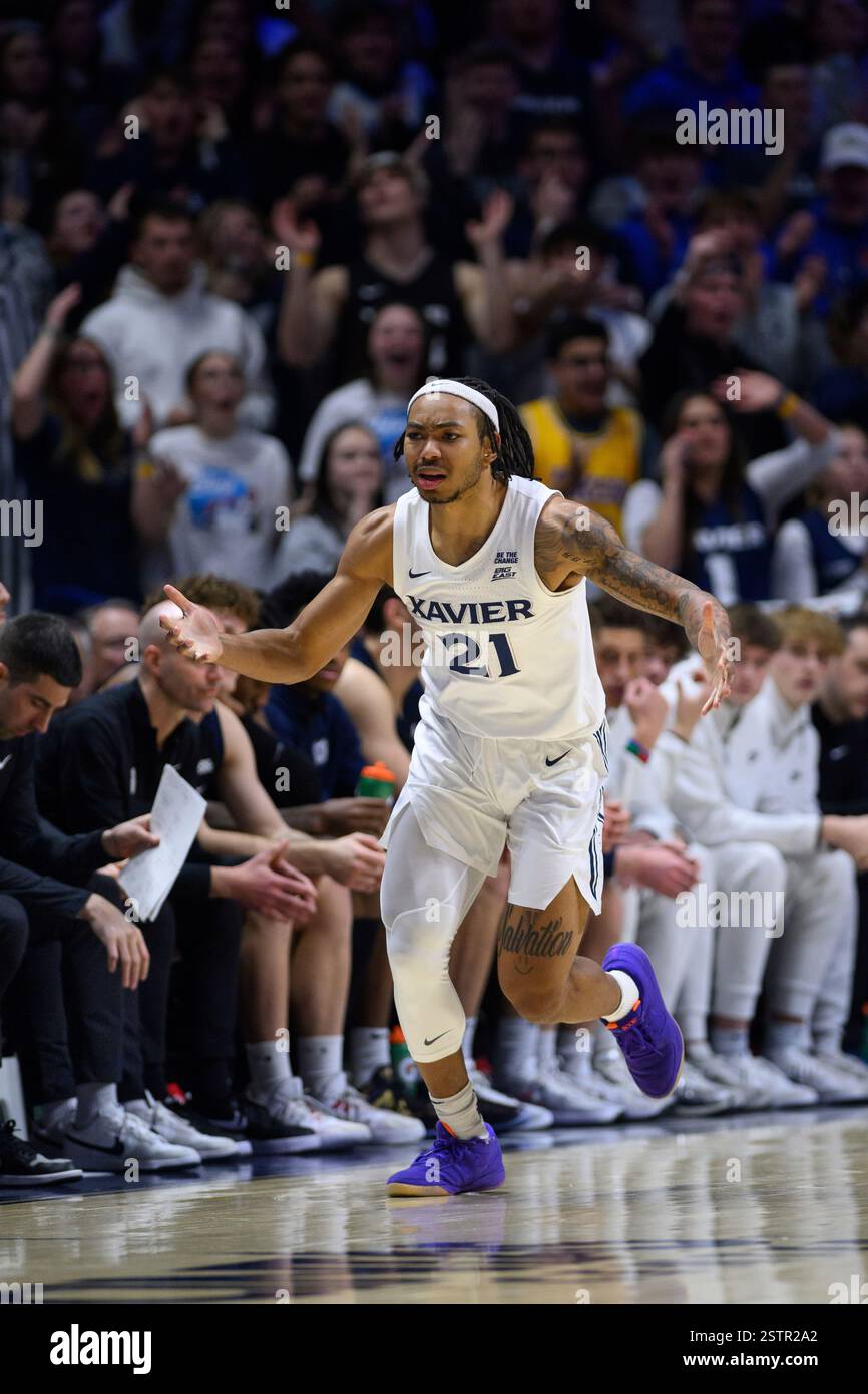CINCINNATI, OH - FEBRUARY 18: Xavier Musketeers guard Dante Maddox Jr ...