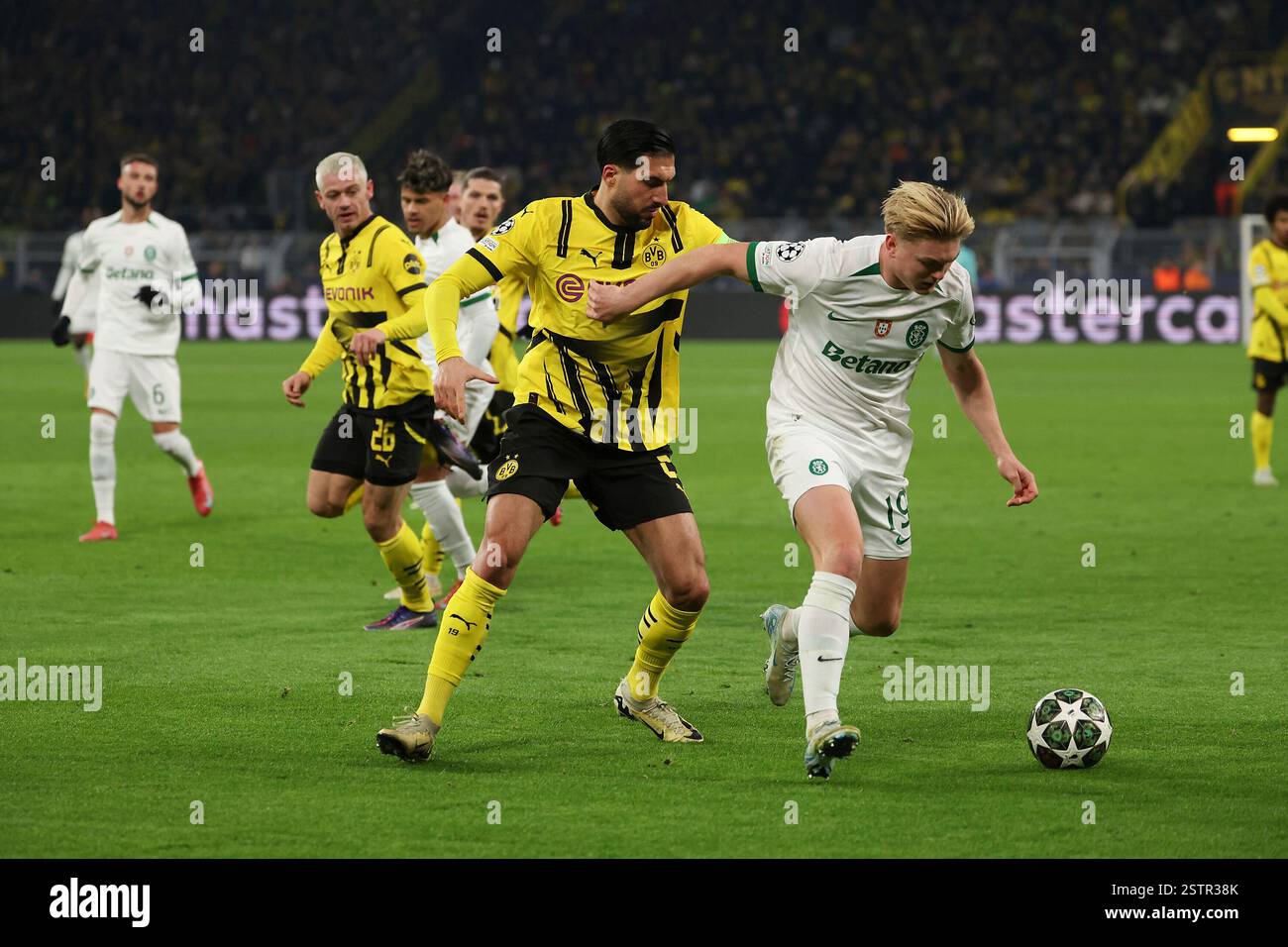 Dortmund, Deutschland. 19th Feb, 2025. Dortmund on February 19, 2025 Uefa Champions League ...
