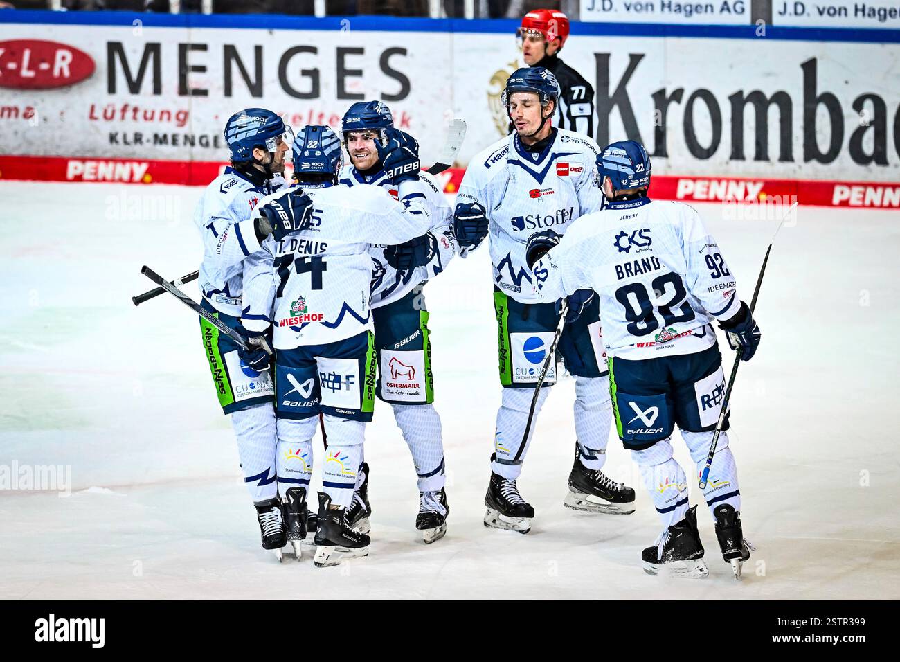 Iserlohn, Deutschland. 19th Feb, 2025. Torjubel, Jubel, Freude bei ...