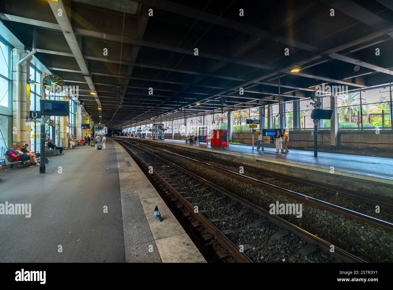 Cannes train station hi-res stock photography and images - Alamy