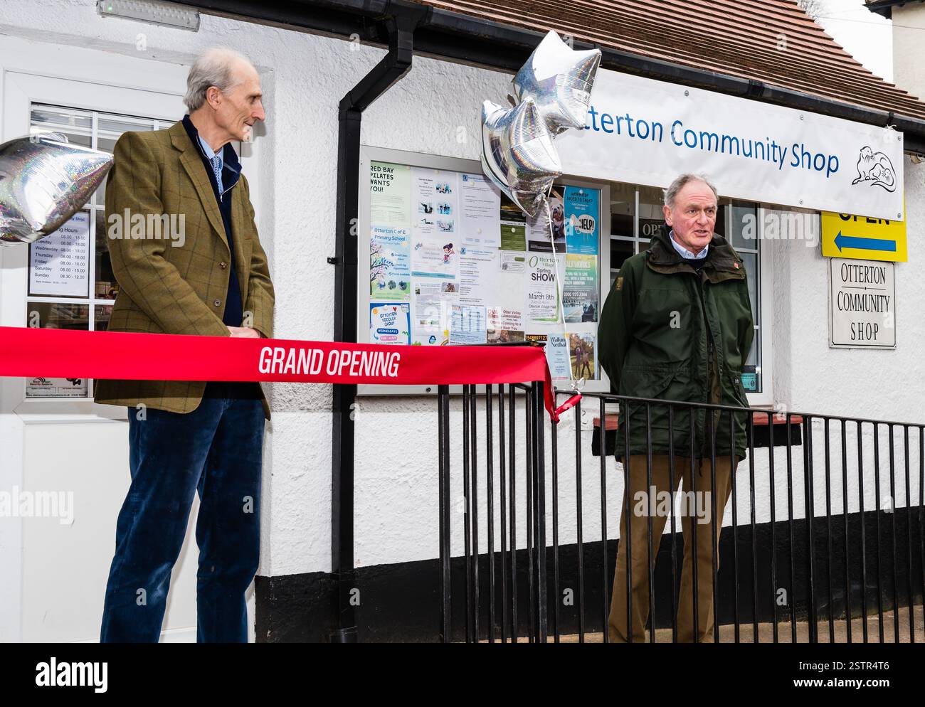 Lord clinton cutting the ribbon hi-res stock photography and images - Alamy