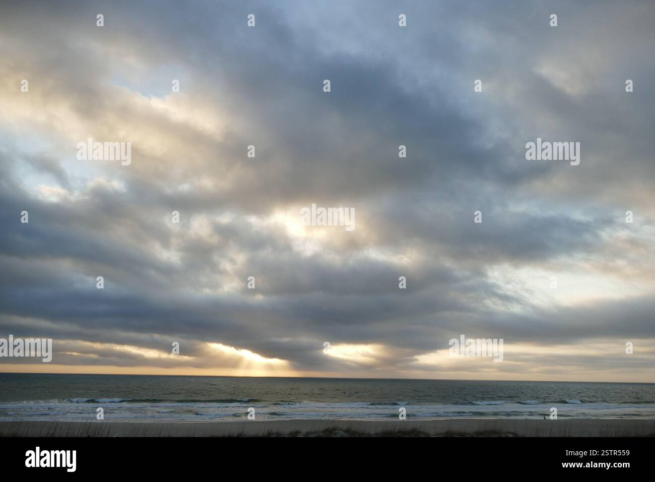 Inspirational sunrise hi-res stock photography and images - Alamy