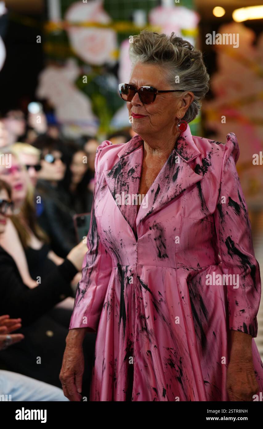 Dame Prue Leith on the catwalk during the VIN + OMI London Fashion Week ...