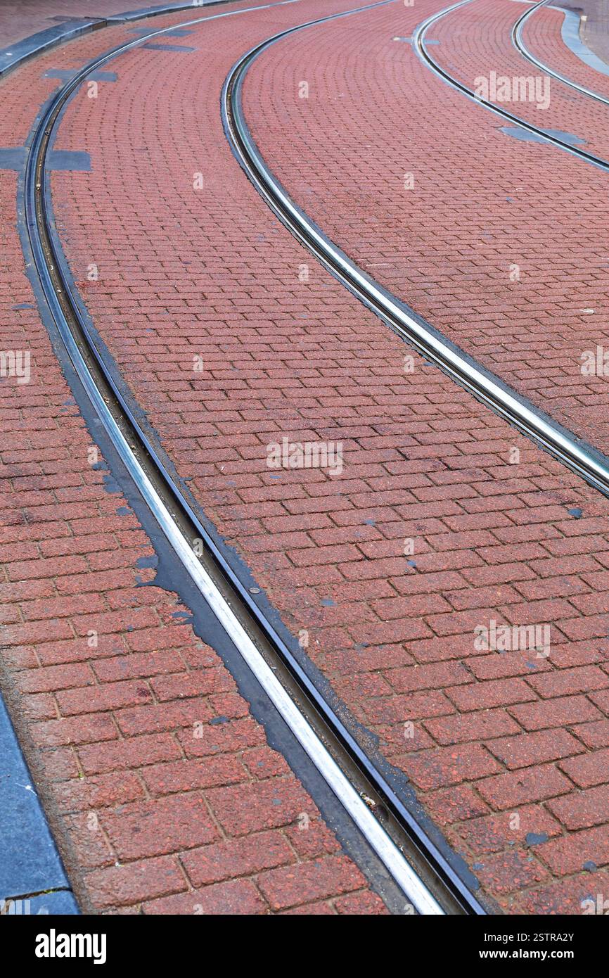 Line rails hi-res stock photography and images - Alamy